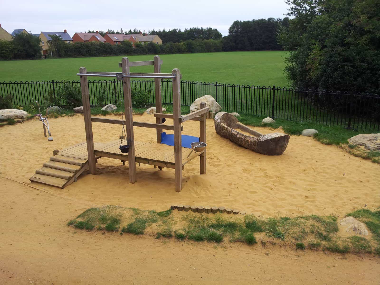 Oxford Road Play Area, Eynsham, Oxfordshire - freeparks.co.uk