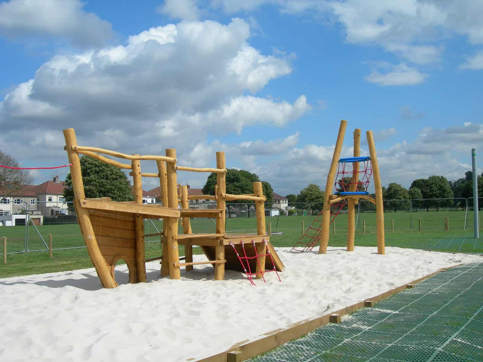 Lamplighters Open Space, Shirehampton, Bristol - freeparks.co.uk