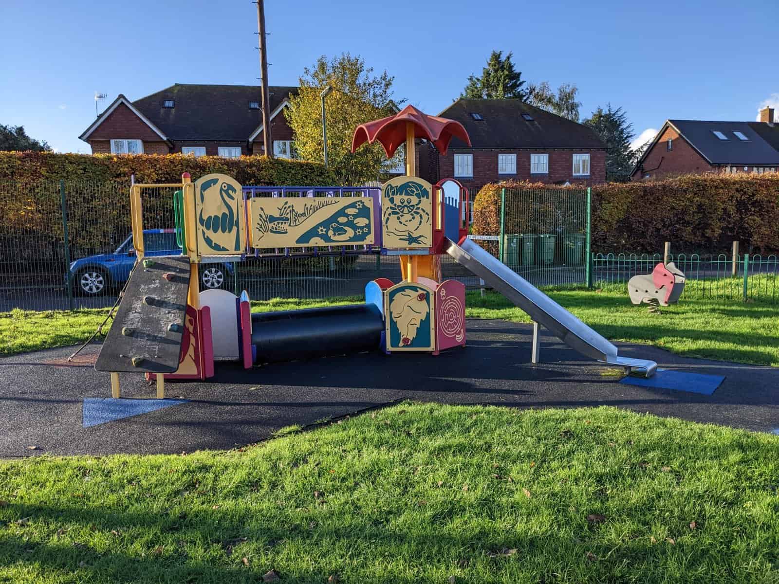 Find free local playgrounds, parks and play areas across the UK